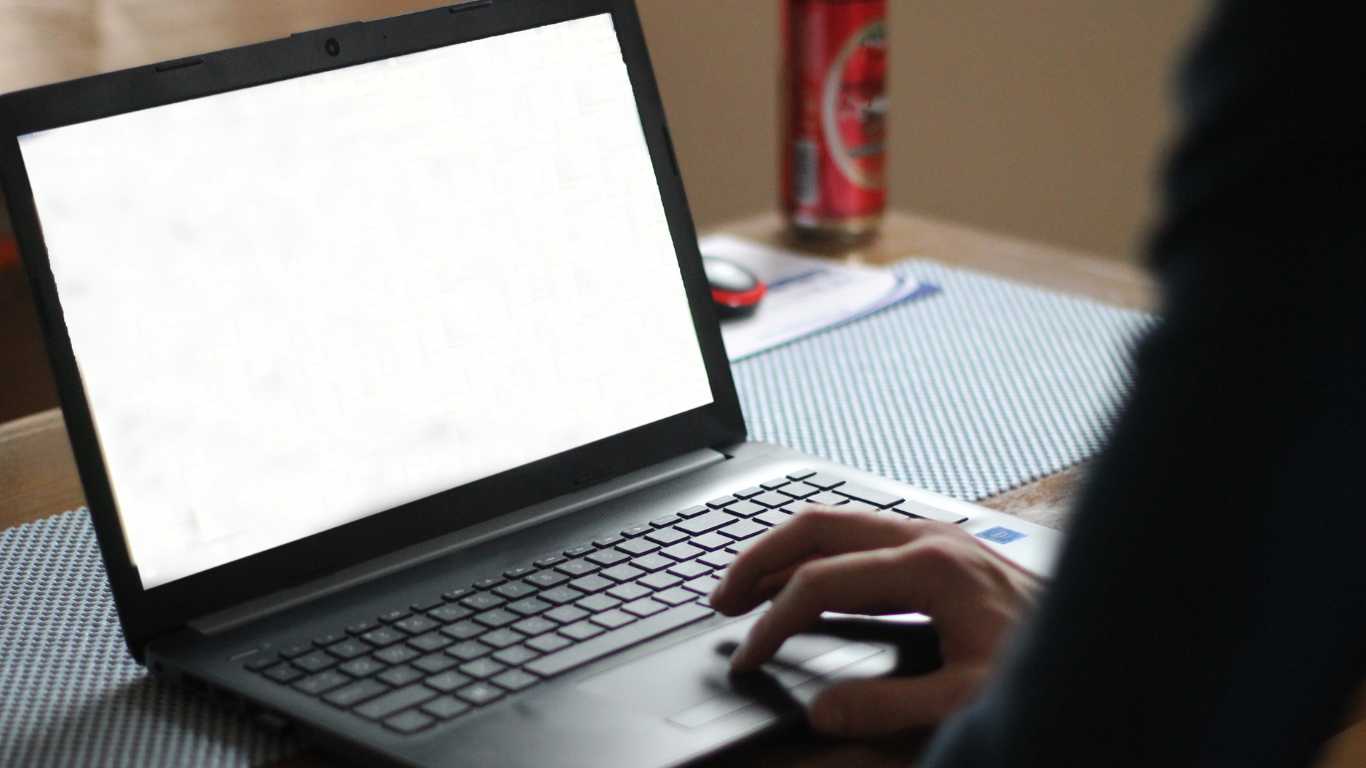 10 Perbedaan Jaringan Komputer Dan Internet Yang Jarang Diketahui