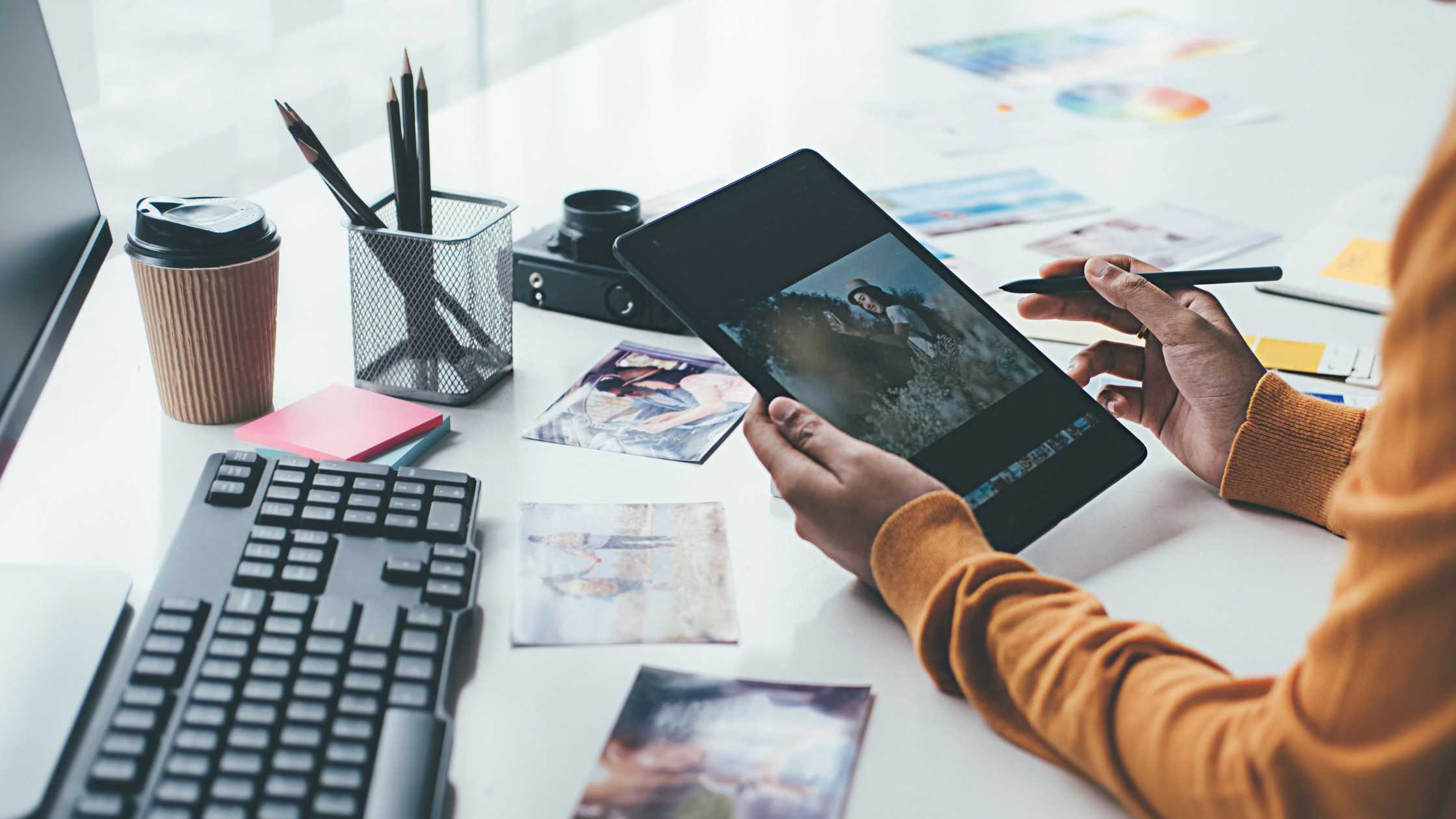 12 Cara Membuat Iklan Yang Menarik Pelanggan, Ini Tips Jitunya!