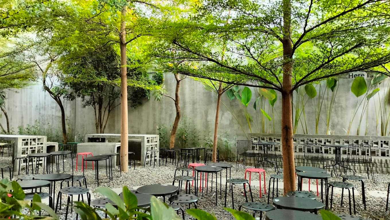 20 Cafe 24 Jam Bandung, Betah Nongkrong Sampai Pagi